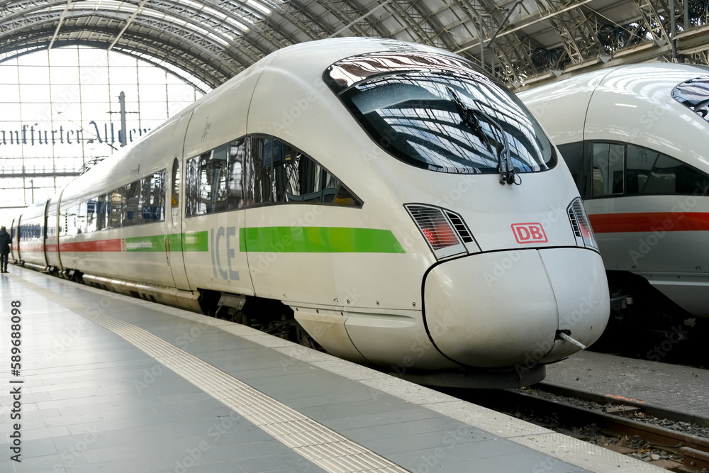 high-speed ICE train, ice-sprinter of Deutsche Bahn on platform ...