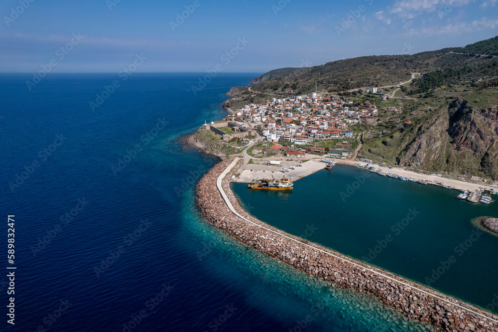 Çanakkale - Babakale Castle and the city centre, the westernmost point ...
