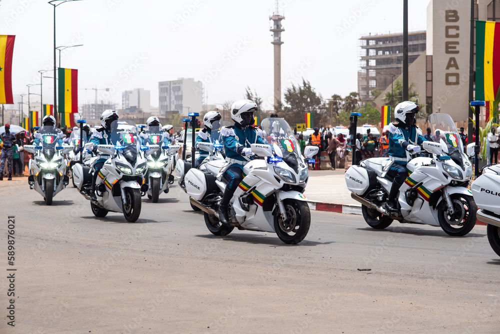 Fotografia do Stock: Des motos de la police sénégalaise en ...