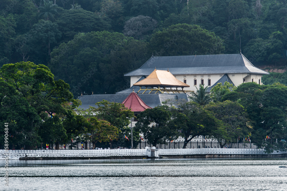 A view of Sri Dalada Maligawa with Kandy Lake in Sri Lanka Stock Photo ...