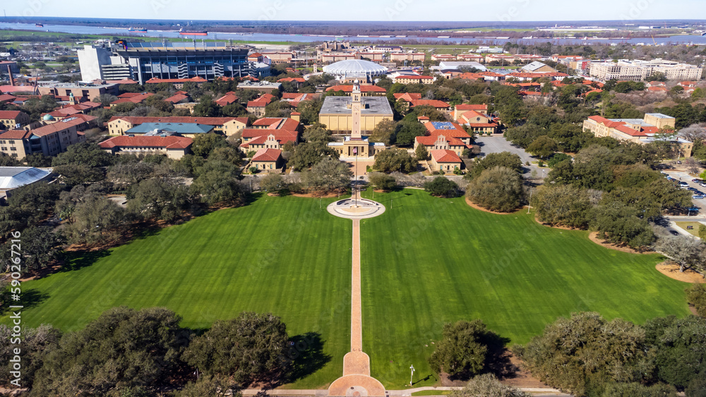 Memorial Tower on LSU campus is a memorial to Louisianans who died in ...