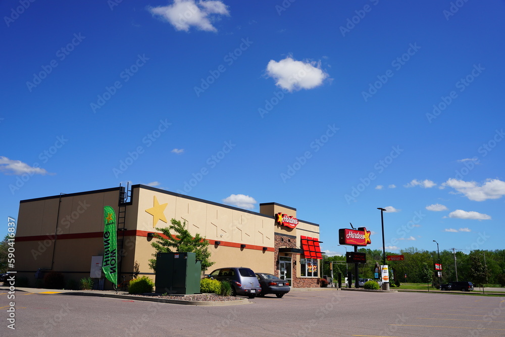 Hardees fast-food burger restaurant building during the summertime ...