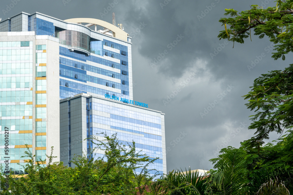 Foto de Dar es Salaam, Tanzania - April 08, 2023: PPF tower and Golden ...