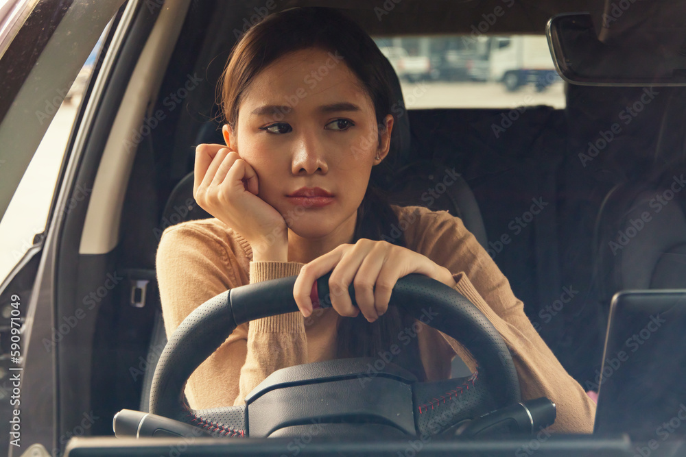 Woman driving alone negative emotions : Asian woman with her hands on ...