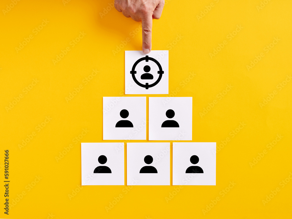 Foto de Target customer, buyer persona and market segmentation concept ...