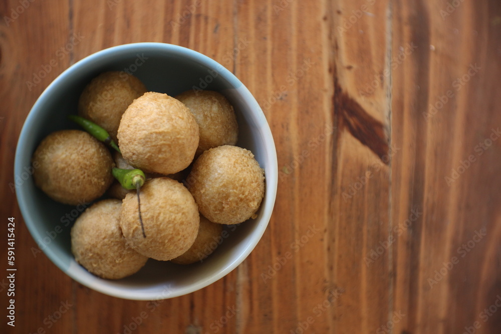 tahu pong is a kind of hollow fried tofu (fried tofu) which is cut into ...