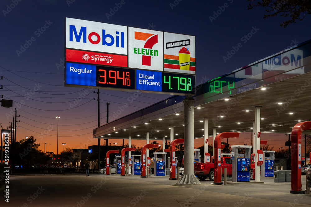 Pearland, TX, USA - March 12, 2022: A Mobil Gas Station and 7 eleven ...