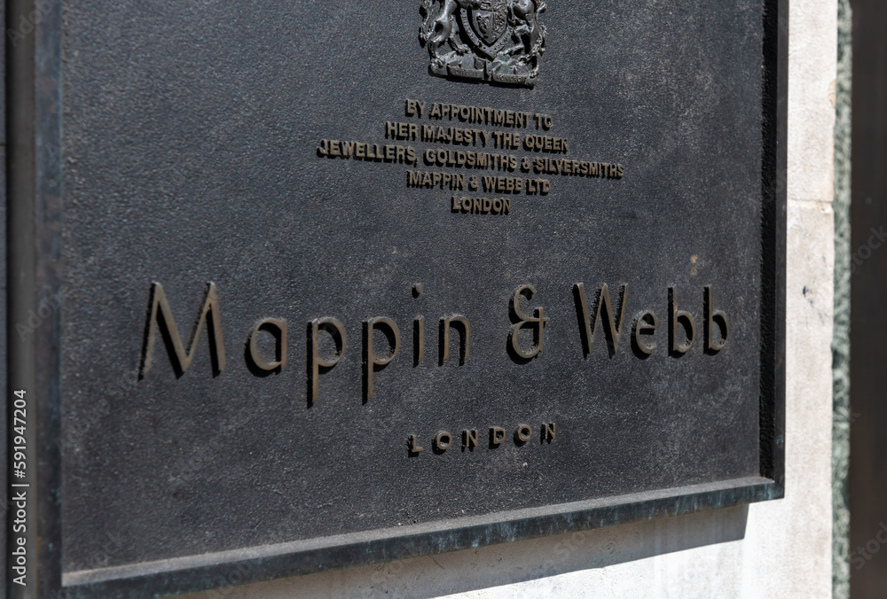 London. UK- 04.09.2023. The name plate for the Mappin and Webb retail ...