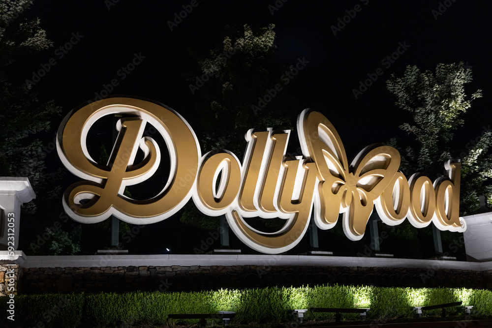 PIGEON FORGE, TN, USA - AUGUST 1, 2022: The entrance to Dollywood with ...