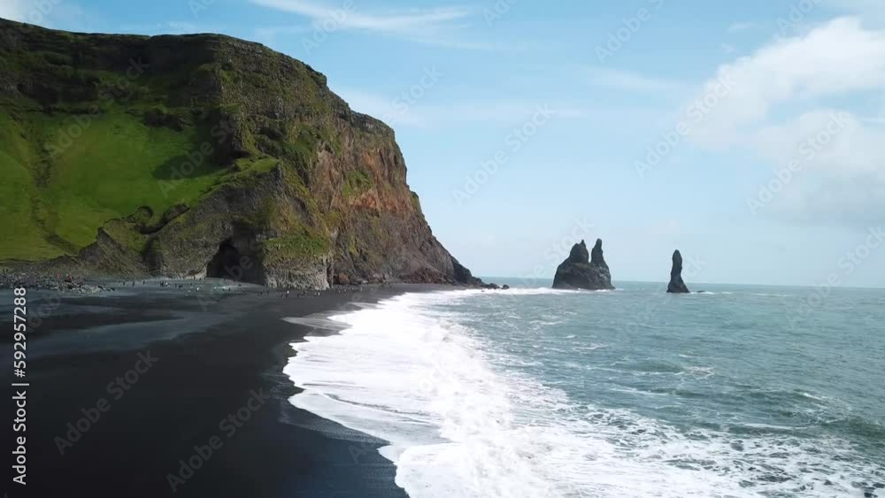 Vídeo do Stock: Aerial drone footage of Pointy rocks sticking out of ...