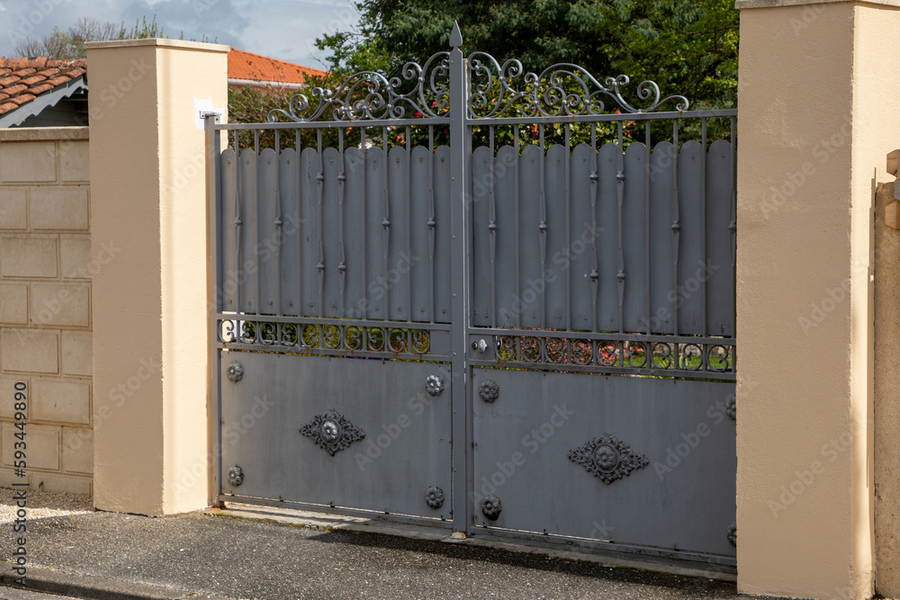 grey steel classic old brut vintage portal style metal driveway ...