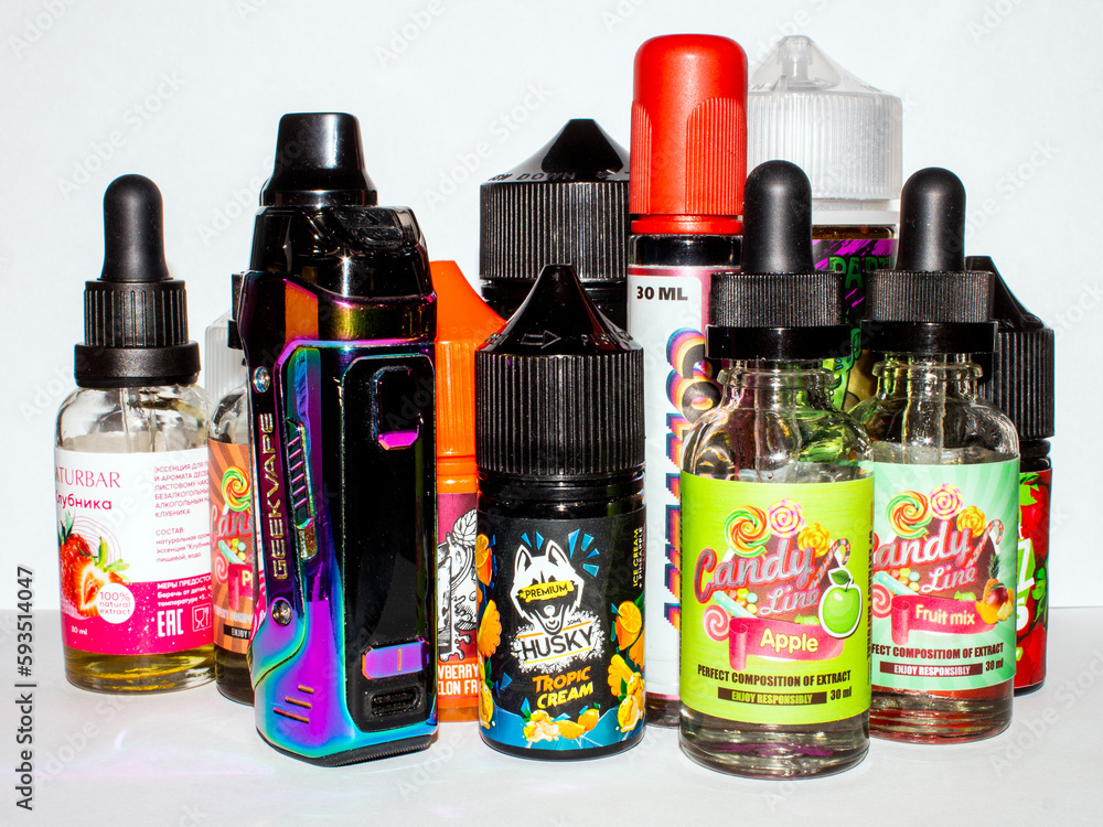 Foto de Flavorings and liquids for vaping.Flavorings for preparing ...