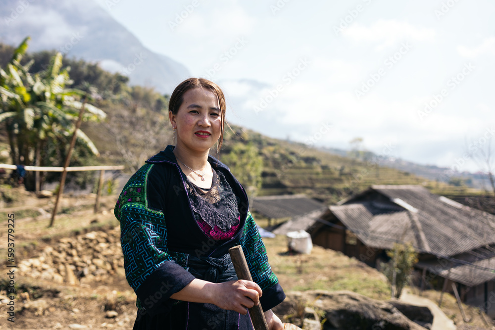 Local people: farmer woman in traditional clothes in a rice field Stock ...