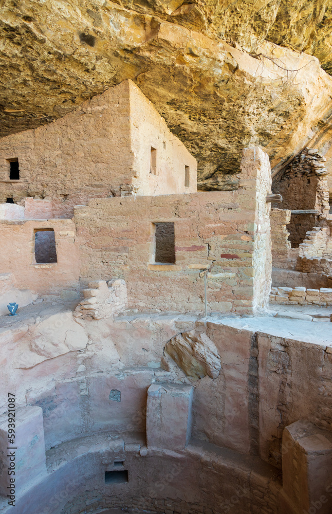 Ancestral Puebloan Cliff Dwellings at Mesa Verde National Park Stock ...