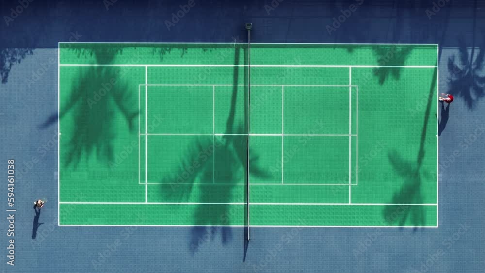 Vidéo Stock Game players throwing ball 4K. Aerial top down above people ...