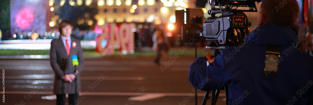 Foto de Professional camera set for filming a movie, commercial or TV ...