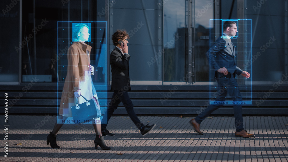 Foto de Crowd of Business People Tracked with Advanced Technology ...