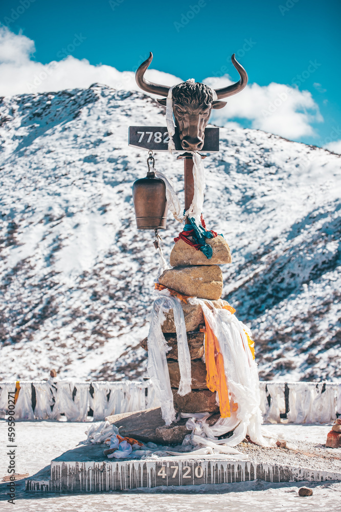 Namcha Barwa, 4720 Elevation Landmark,at the confluence of the ...