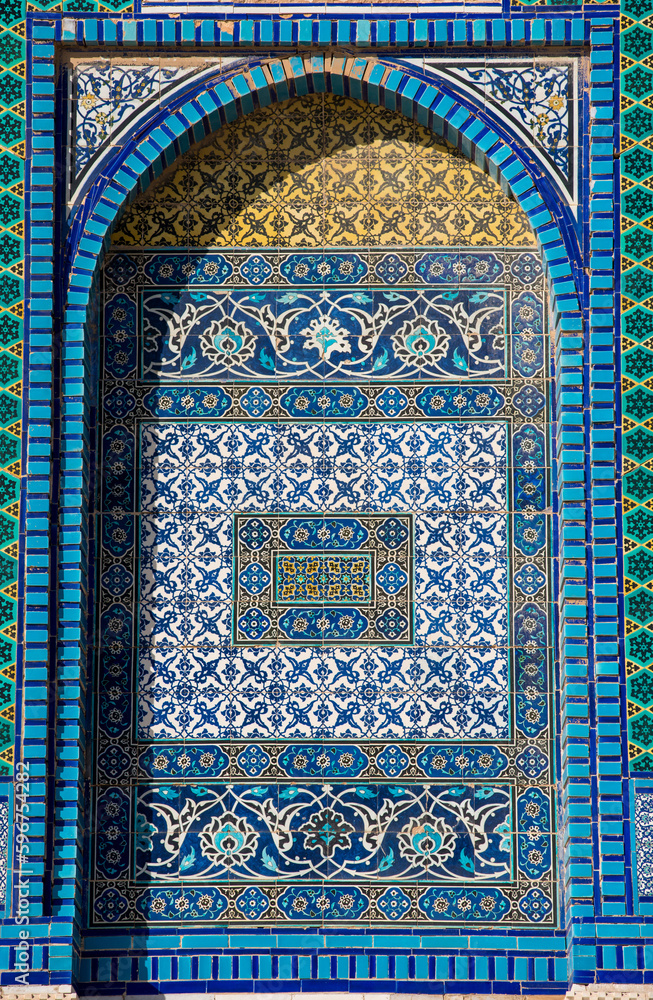 Arabic mosaic tile details on al-Aqsa mosque, Dome of the Rock Stock ...