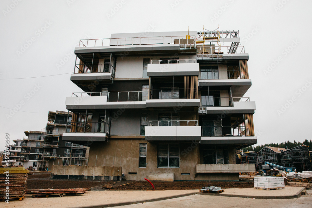 construction site and sunset, structural steel beam erect large ...