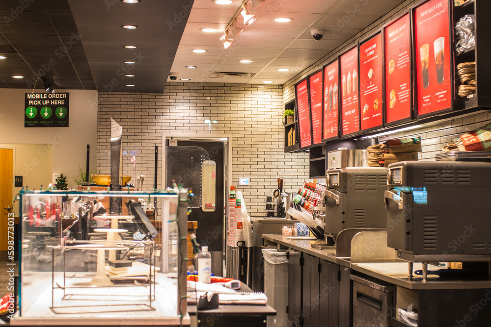Starbucks Coffee Restaurant inside view behind counter Stock Photo ...