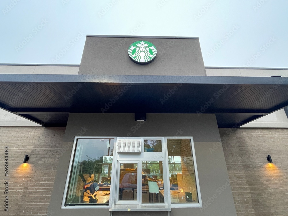 NEW Starbucks restaurant exterior drive thru window Stock Photo | Adobe ...