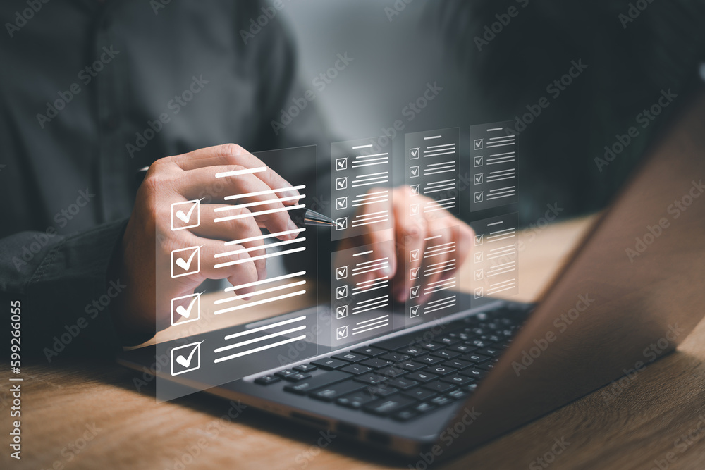 Electronic smart checklist and document management on virtual screens ...