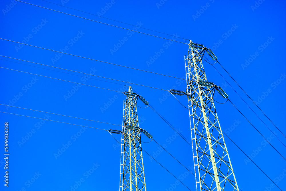 Mast, Strommast, Freileitung, Stromleitung, kV, Drehstrom, Phase, Draht ...