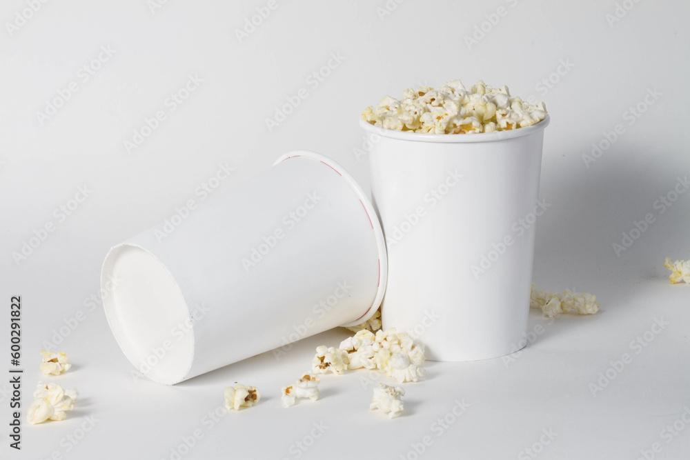 Blank white popcorn bucket mockup isolated, 3d rendering. Clear pop ...