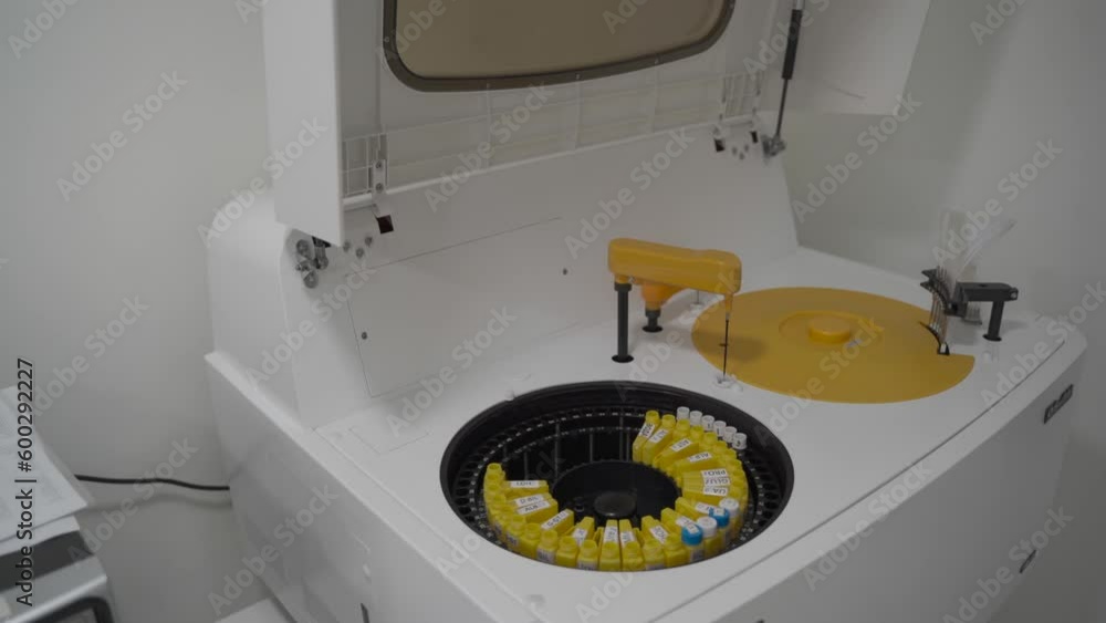 Hospital laboratories, automatic biochemical analyzer. Auto sampler ...