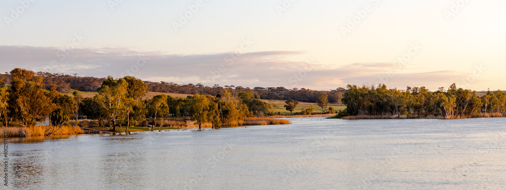 The Murray River, a famous river system in Australia bordering on ...