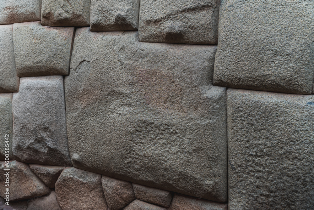 12 sided Inca Hatunrumiyoc stone, Twelve angled stone (La Piedra de Los ...