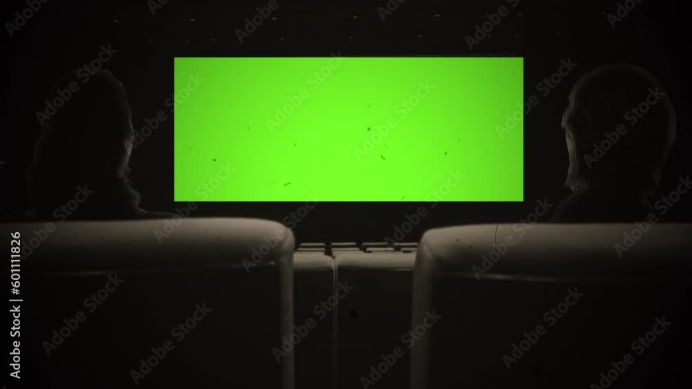 Vídeo do Stock: Movie Theater Couple Green Screen Watching Retro Style ...