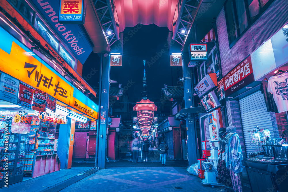 Shopping and food street with Tokyo sky tree at night in Senso ji ...