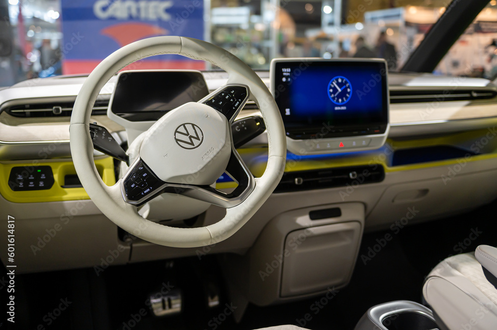 Volkswagen ID. BUZZ interior, steering wheel, center console, cockpit ...