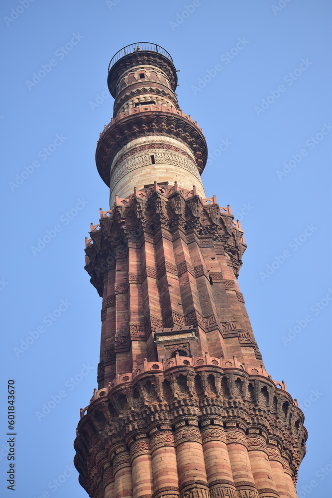 Foto de QUTUB MINAR, Qutub Minar is the tallest brick minaret in the ...