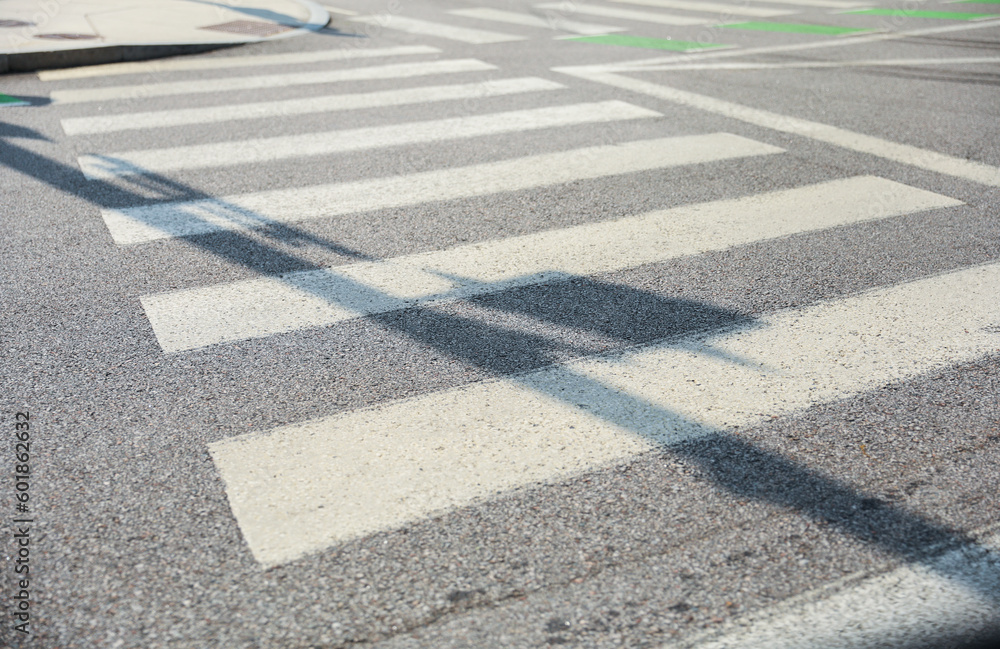 Foto de Crosswalk symbolizes pedestrian safety, accessibility, and ...