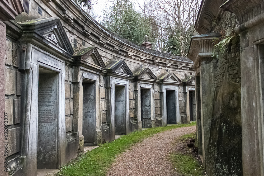 Highgate Cemetery famous for it's romantic victorian architecture and ...