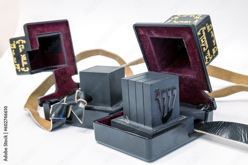 Foto de Tefillin or phylacteries . Pair of black leather boxes for the ...