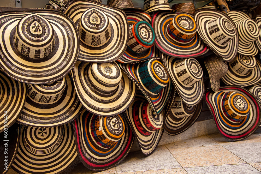 vueltiao hat from colombia Colombian culture, traditional Colombian ...