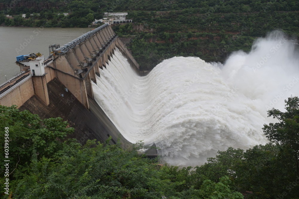 The Srisailam Dam is constructed Krishna River on the border of ...
