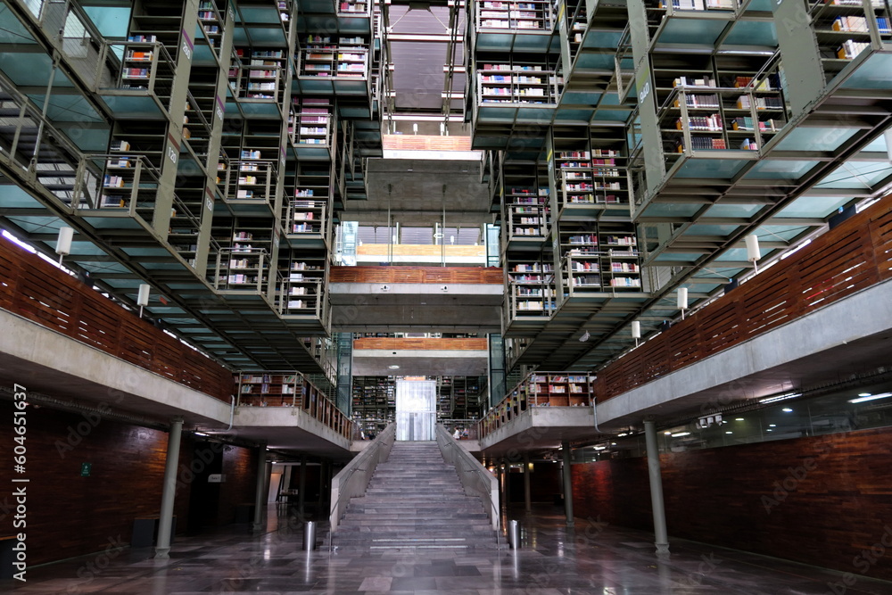 Bibliothèque Vasconcelos.. (Biblioteca Vasconcelos). Bibliothèque ...