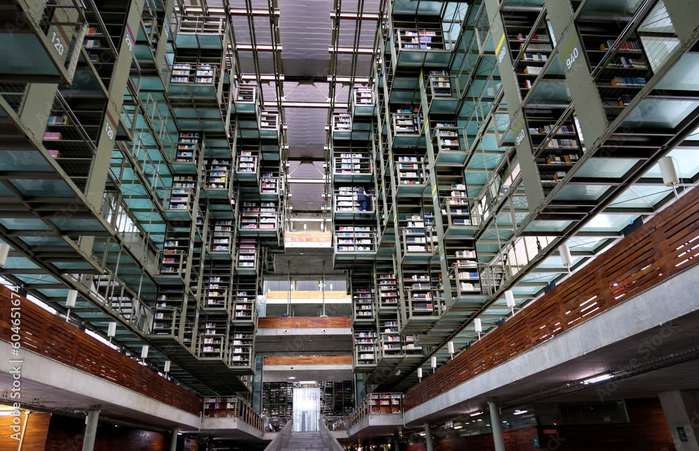 Bibliothèque Vasconcelos.. (Biblioteca Vasconcelos). Bibliothèque ...