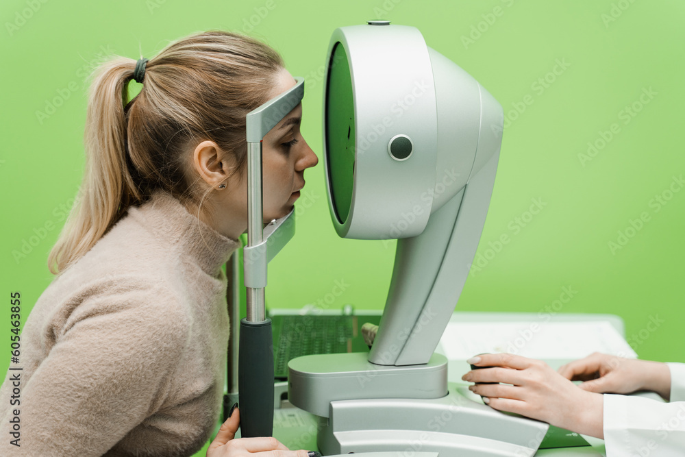 Corneal topography eye vision test for visual description of the shape ...