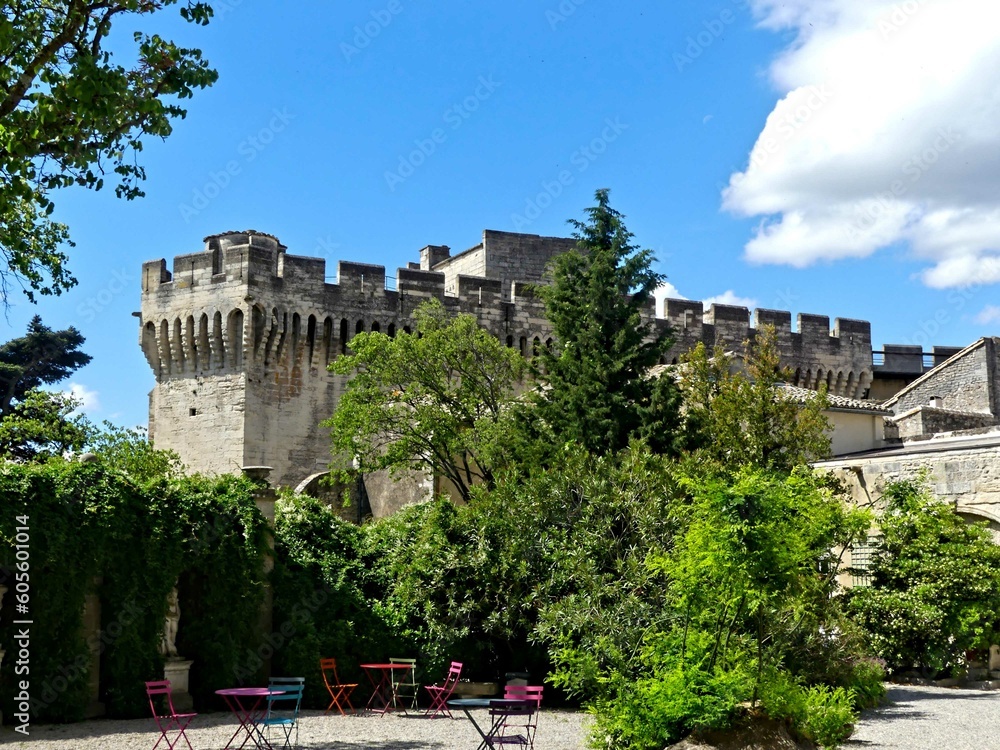 Villeneuve Lez Avignon, Mai 2023 : Visite de la magnifique ville de ...