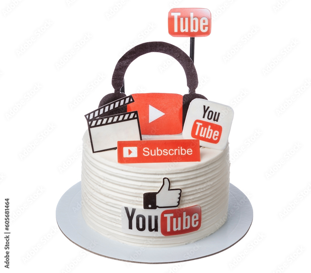 Foto de Beautiful yummy birthday cake with YouTube logo and vlogger ...