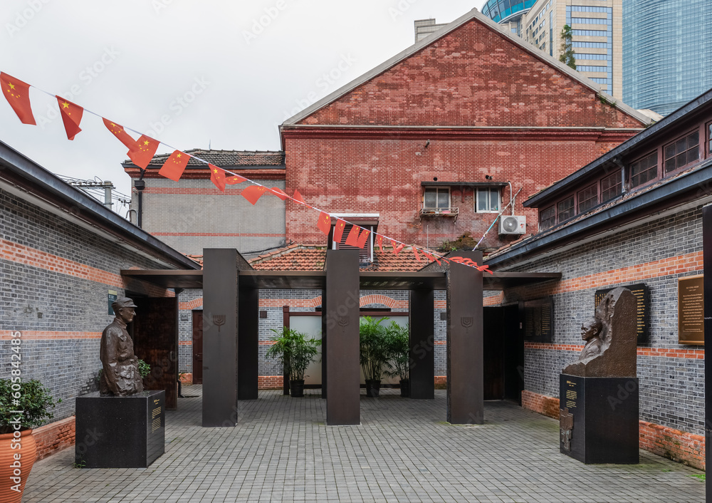 Statues of Chinese Schindler, Ho Feng Shan (right) who saved thousands ...