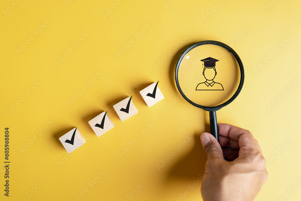 Foto de Steps of education leading to success goal. Taking strategic ...