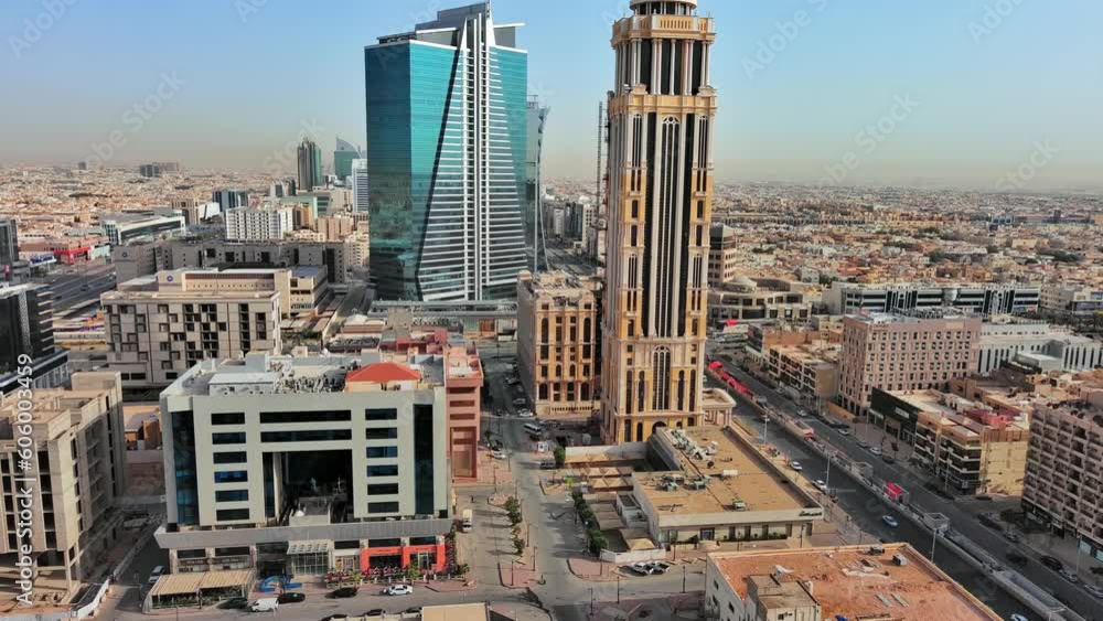 Riyadh: Aerial view of capital city of Saudi Arabia, modern city ...