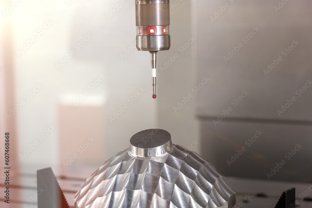 Measurement and control of the dimensions of a metal part using a probe ...